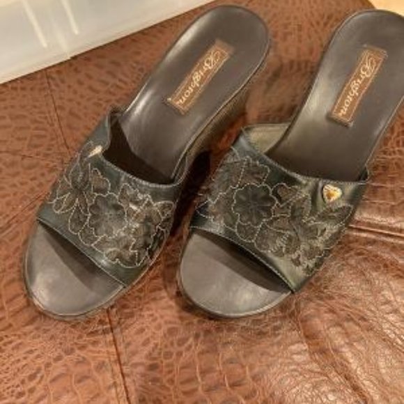 Brighton | Shoes | Brighton Brown Leather Wedge Sandals | Poshmark